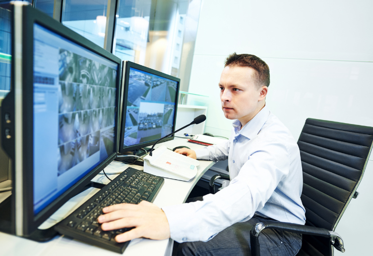 Flame Detectors for Hydrocarbon & Hydrogen Fires | Fike